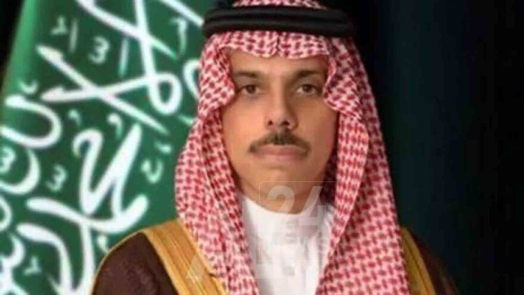 Le Président Tebboune reçoit le ministre saoudien des Affaires ...
