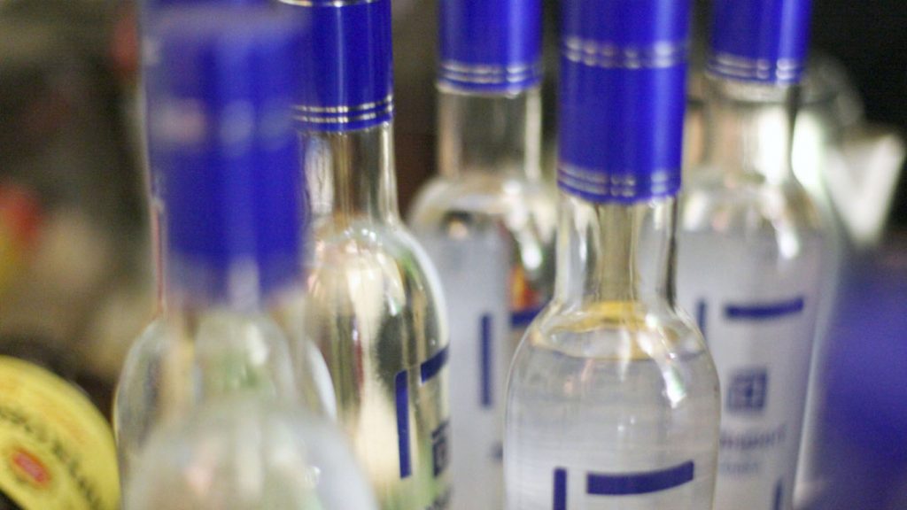 Suspected Alcohol Poisoning Kills 19 in Russia – AL24 News